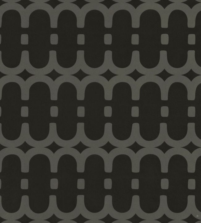 Loopy Link Wallpaper by Kirkby Design in Noir | Jane Clayton
