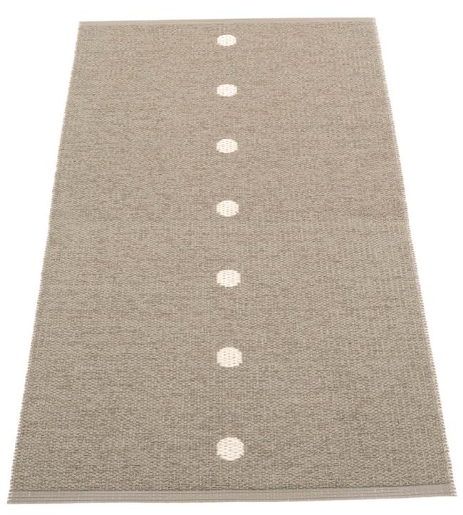 Peg Rug in Dark Linen/Vanilla by Pappelina | Jane Clayton