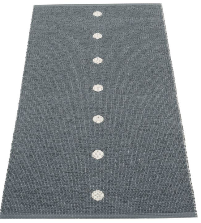 Peg Rug in Granit/Fossil by Pappelina | Jane Clayton