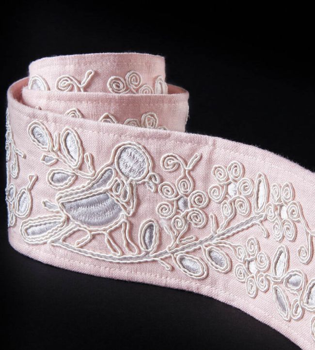 Songbird Trimmings in 943 by Travers | Jane Clayton