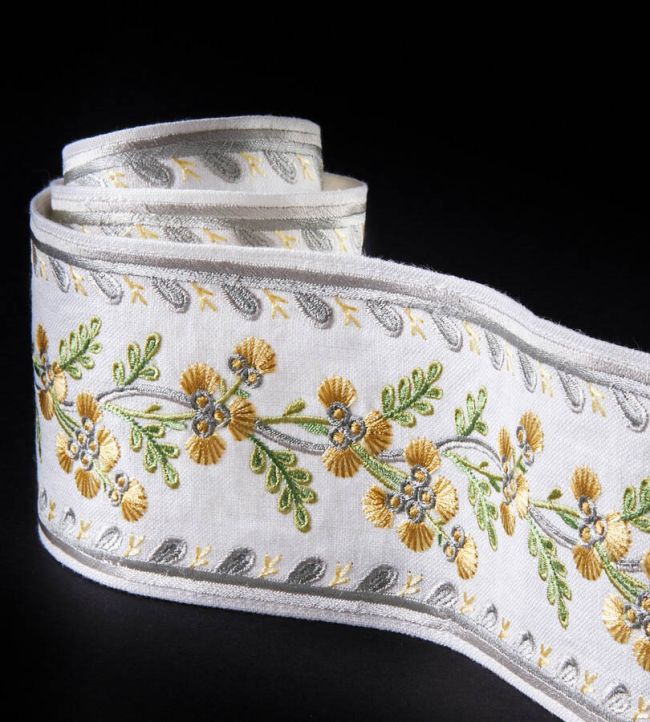 Terrace Vine Trimmings in 174 by Travers | Jane Clayton