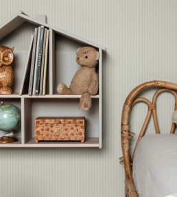 Rand Wallpaper in Garden Green by Sandberg | Jane Clayton